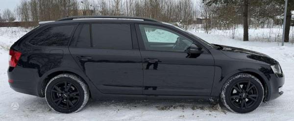 Melns Skoda Octavia 2015 Viļņa, ar dzinēja tilpumu 1.97 L un nobraukumu 318 tūkst. km par 5750 €, foto 3 vietnē AUTOMOTO.COM.LV