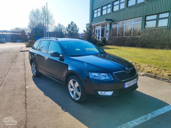 Black Skoda Octavia 2015 in Vilnius, with an engine capacity of 2.00 L and mileage of 403 thousand km for 4300 €, photo 2 on AUTOMOTO.COM.LV