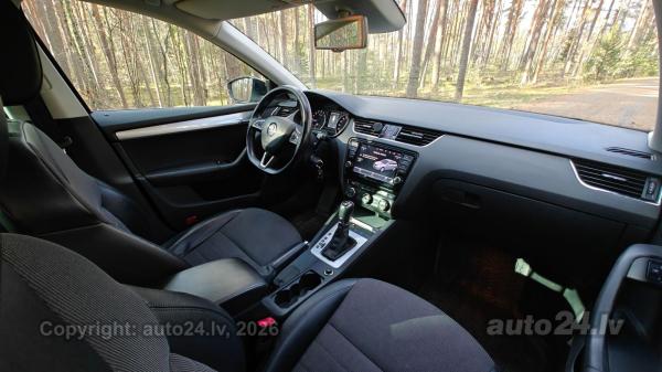 Melns Skoda Octavia 2015 Tallina, ar dzinēja tilpumu 2.00 L un nobraukumu 296 tūkst. km par 9000 €, foto 6 vietnē AUTOMOTO.COM.LV