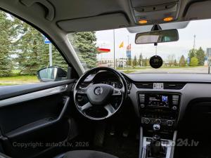 Black Skoda Octavia 2015 in Saue, with an engine capacity of 1.40 L and mileage of 197 thousand km for 6900 €, photo 6 on AUTOMOTO.COM.LV
