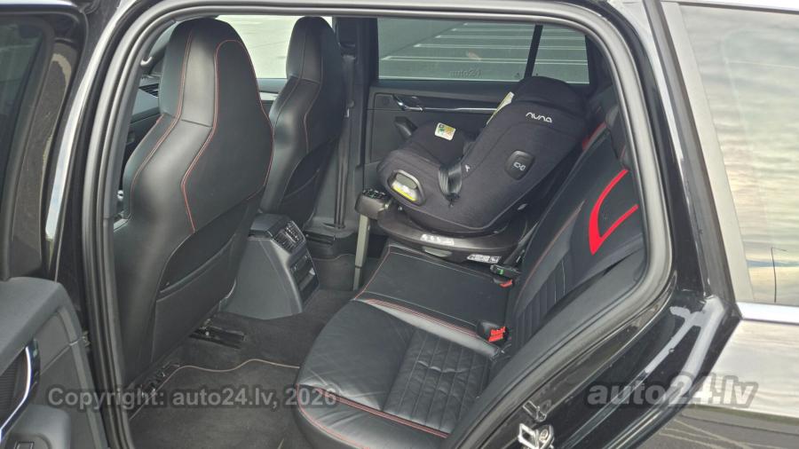 Black Skoda Octavia 2015 in Tallinn, with an engine capacity of 2.00 L and mileage of 183 thousand km for 12200 €, photo 18 on AUTOMOTO.COM.LV