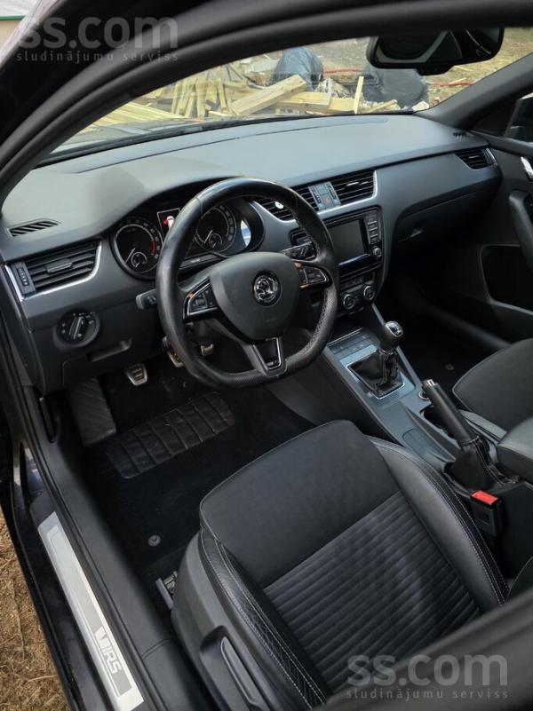 Melns Skoda Octavia 2015 Rīga, ar dzinēja tilpumu 2.00 L un nobraukumu 398 tūkst. km par 7500 €, foto 7 vietnē AUTOMOTO.COM.LV