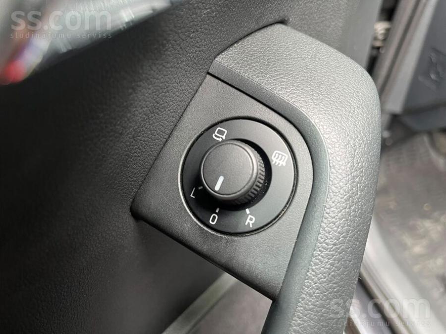 Black Skoda Octavia 2015 in Riga, with an engine capacity of 1.60 L and mileage of 0 thousand km for 7695 €, photo 16 on AUTOMOTO.COM.LV