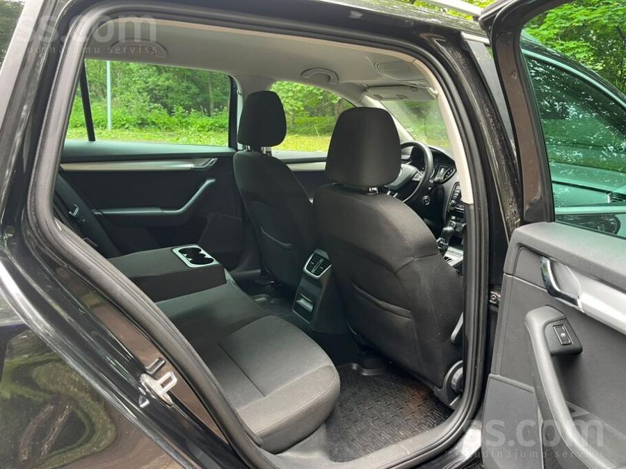 Black Skoda Octavia 2015 in Riga, with an engine capacity of 1.60 L and mileage of 0 thousand km for 7695 €, photo 24 on AUTOMOTO.COM.LV