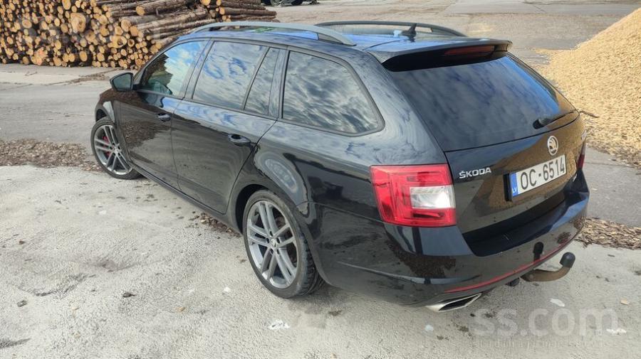 Black Skoda Octavia 2015 in Liepaja, with an engine capacity of 2.00 L and mileage of 227 thousand km for 8500 €, photo 6 on AUTOMOTO.COM.LV