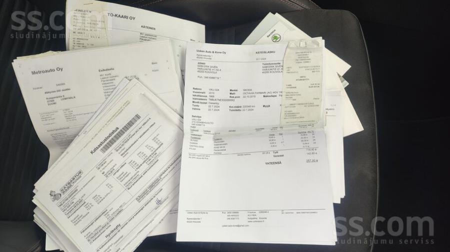 Black Skoda Octavia 2015 in Liepaja, with an engine capacity of 2.00 L and mileage of 227 thousand km for 8500 €, photo 18 on AUTOMOTO.COM.LV