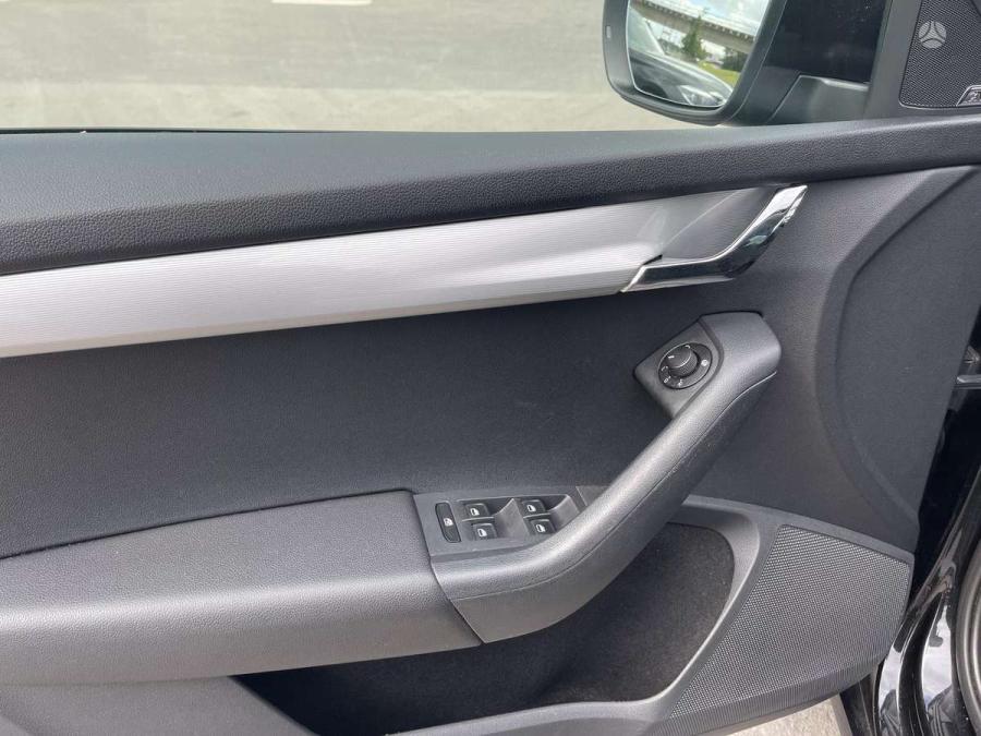 Melns Skoda Octavia 2015 Kauņa, ar dzinēja tilpumu 1.60 L un nobraukumu 229 tūkst. km par 6950 €, foto 18 vietnē AUTOMOTO.COM.LV