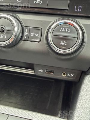 Melns Skoda Octavia 2015 Aizkraukle, ar dzinēja tilpumu 1.60 L un nobraukumu 252 tūkst. km par 4900 €, foto 16 vietnē AUTOMOTO.COM.LV