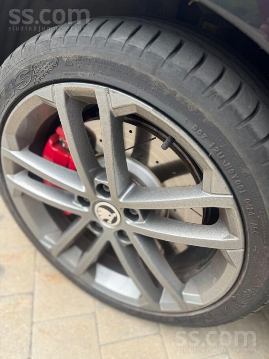 Melns Skoda Octavia 2015 Rīga, ar dzinēja tilpumu 2.00 L un nobraukumu 237 tūkst. km par 8500 €, foto 17 vietnē AUTOMOTO.COM.LV