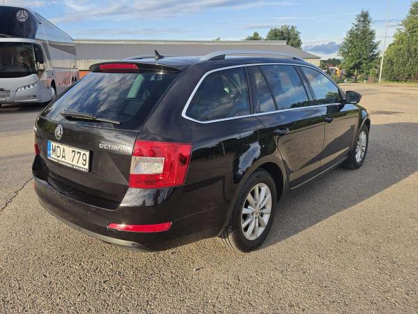 Melns Skoda Octavia 2015 Molėtai, ar dzinēja tilpumu 1.60 L un nobraukumu 254 tūkst. km par 5900 €, foto 3 vietnē AUTOMOTO.COM.LV