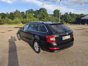Black Skoda Octavia 2015 in Moletai, with an engine capacity of 1.60 L and mileage of 254 thousand km for 5900 €, photo 5 on AUTOMOTO.COM.LV