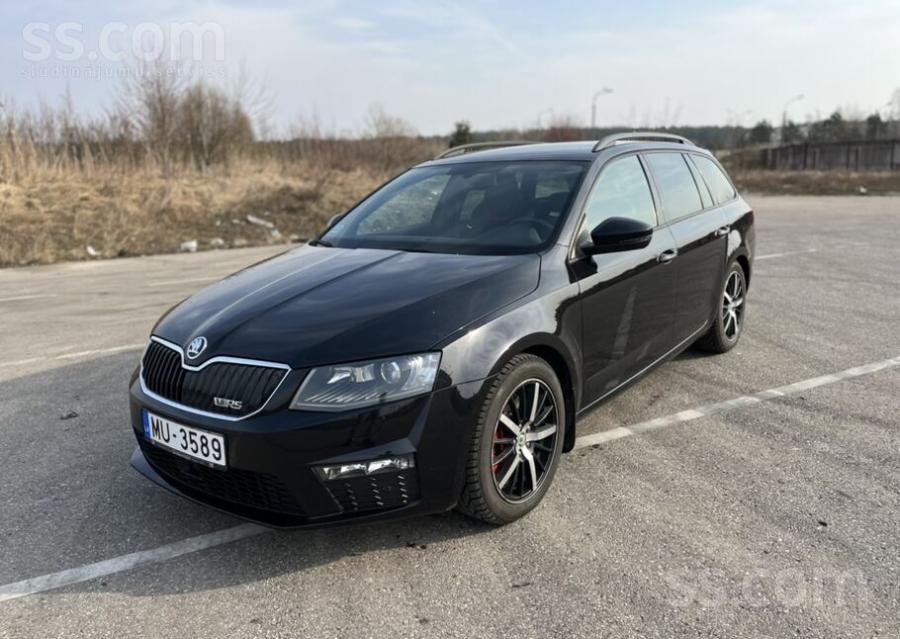 Black Skoda Octavia 2015 in Riga, with an engine capacity of 2.00 L and mileage of 149 thousand km for 10900 €, photo 4 on AUTOMOTO.COM.LV