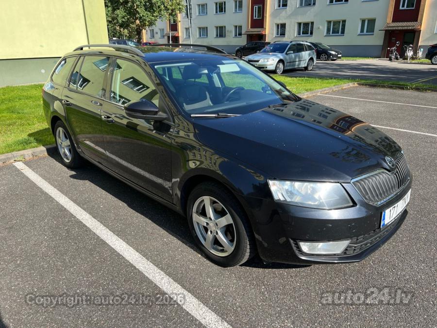 Черный Шкода Октавия 2015 в Пярну, объемом двигателя 1.60 л и пробегом 315 тыс. км за 6000 €, фото 4 на AUTOMOTO.COM.LV