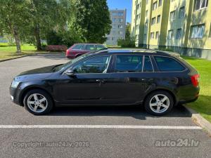Черный Шкода Октавия 2015 в Пярну, объемом двигателя 1.60 л и пробегом 315 тыс. км за 6000 €, фото 9 на AUTOMOTO.COM.LV