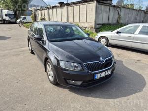 Черный Шкода Октавия 2015 в Рига, объемом двигателя 2.00 л и пробегом 220 тыс. км за 6990 €, фото 3 на AUTOMOTO.COM.LV