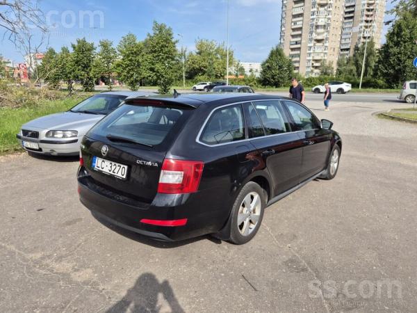Черный Шкода Октавия 2015 в Рига, объемом двигателя 2.00 л и пробегом 220 тыс. км за 6990 €, фото 6 на AUTOMOTO.COM.LV