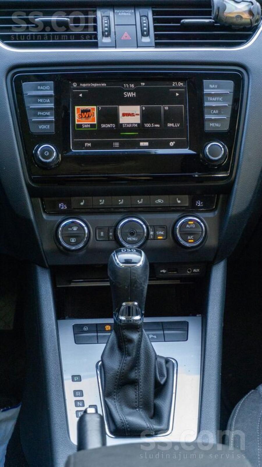 Melns Skoda Octavia 2015 Rīga, ar dzinēja tilpumu 2.00 L un nobraukumu 220 tūkst. km par 6990 €, foto 14 vietnē AUTOMOTO.COM.LV