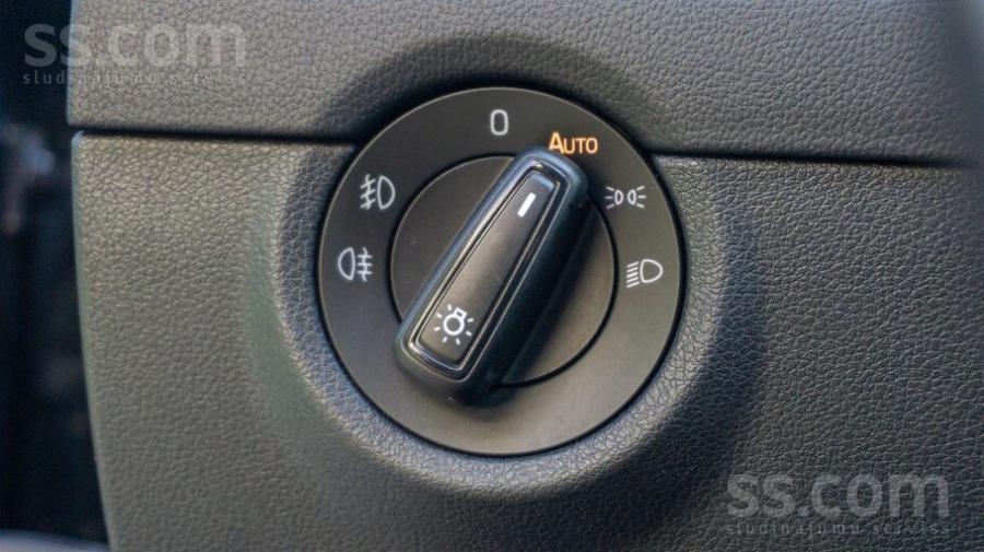 Melns Skoda Octavia 2015 Rīga, ar dzinēja tilpumu 2.00 L un nobraukumu 220 tūkst. km par 6990 €, foto 24 vietnē AUTOMOTO.COM.LV