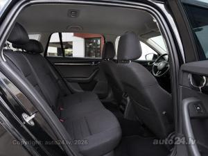 Black Skoda Octavia 2015 in Tartu, with an engine capacity of 1.60 L and mileage of 348 thousand km for 5900 €, photo 11 on AUTOMOTO.COM.LV