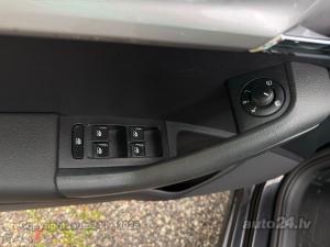 Black Skoda Octavia 2015 in Tallinn, with an engine capacity of 1.60 L and mileage of 368 thousand km for 5800 €, photo 10 on AUTOMOTO.COM.LV