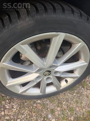 Melns Skoda Octavia 2015 Rīga, ar dzinēja tilpumu 2.00 L un nobraukumu 213 tūkst. km par 7500 €, foto 7 vietnē AUTOMOTO.COM.LV