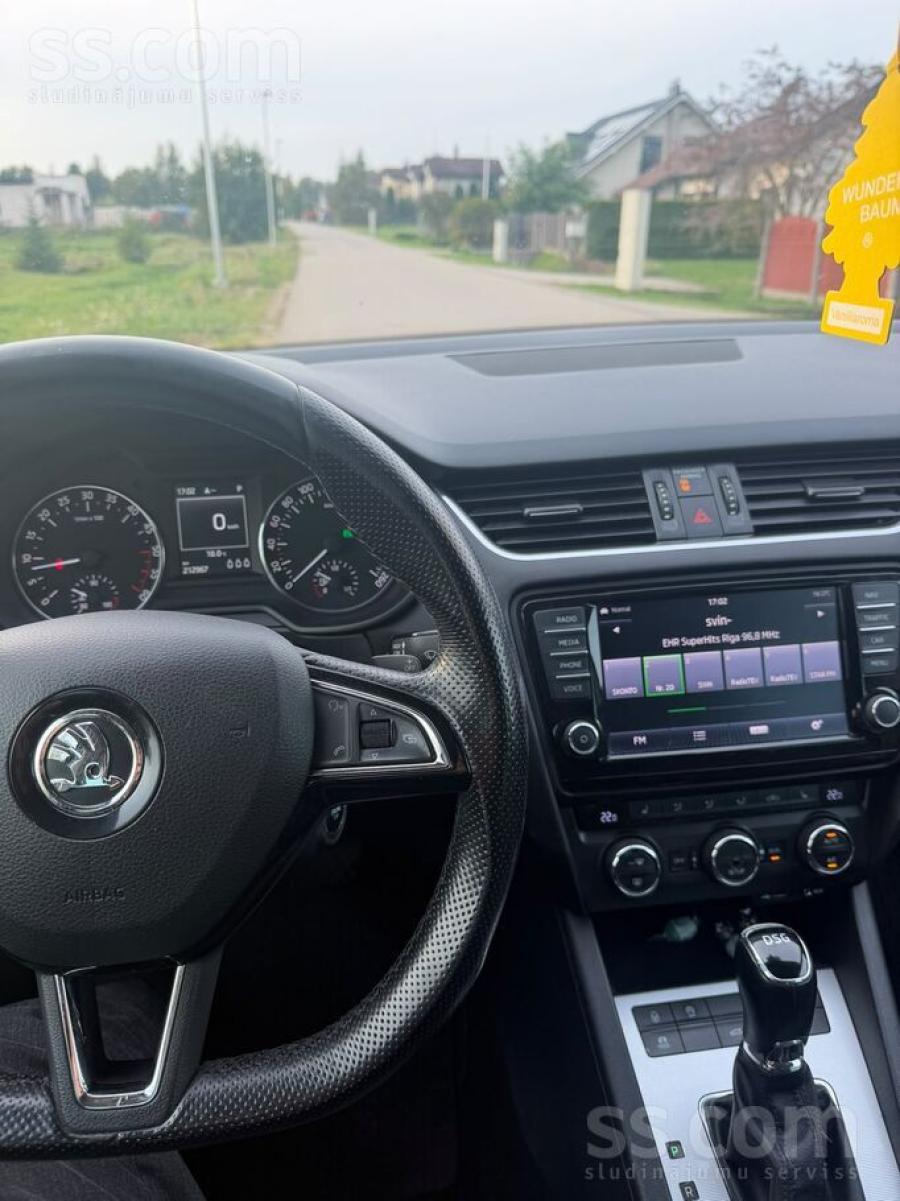 Melns Skoda Octavia 2015 Rīga, ar dzinēja tilpumu 2.00 L un nobraukumu 213 tūkst. km par 7500 €, foto 12 vietnē AUTOMOTO.COM.LV