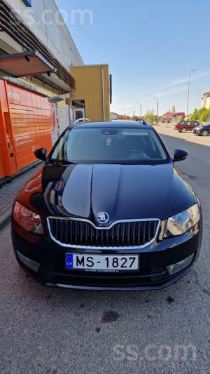 Melns Skoda Octavia 2016 Daugavpils, ar dzinēja tilpumu 2.00 L un nobraukumu 242 tūkst. km par 1300 €, foto 2 vietnē AUTOMOTO.COM.LV