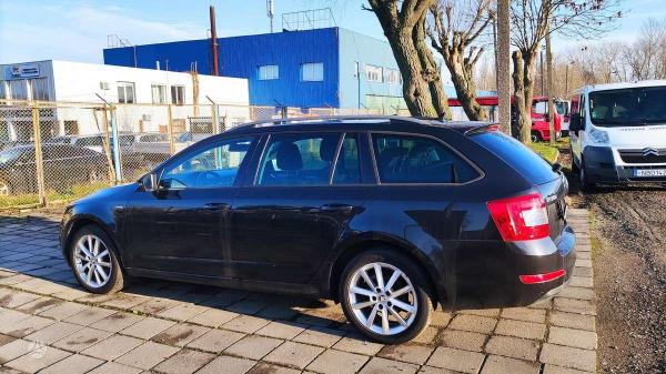 Melns Skoda Octavia 2016 Klaipėda, ar dzinēja tilpumu 1.97 L un nobraukumu 228 tūkst. km par 7190 €, foto 4 vietnē AUTOMOTO.COM.LV