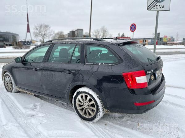 Black Skoda Octavia 2016 in Riga, with an engine capacity of 2.00 L and mileage of 223 thousand km for 9750 €, photo 2 on AUTOMOTO.COM.LV