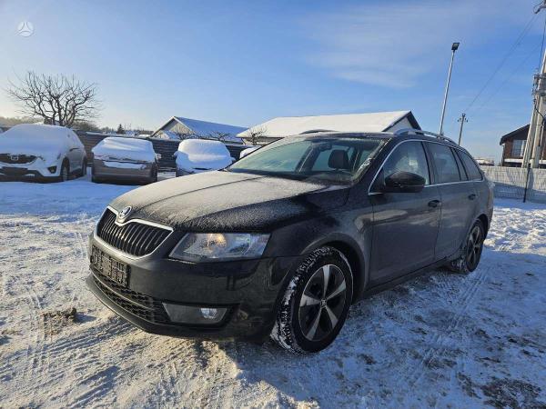 Black Skoda Octavia 2016 in Kaunas, with an engine capacity of 1.60 L and mileage of 130 thousand km for 5750 €, photo 1 on AUTOMOTO.COM.LV