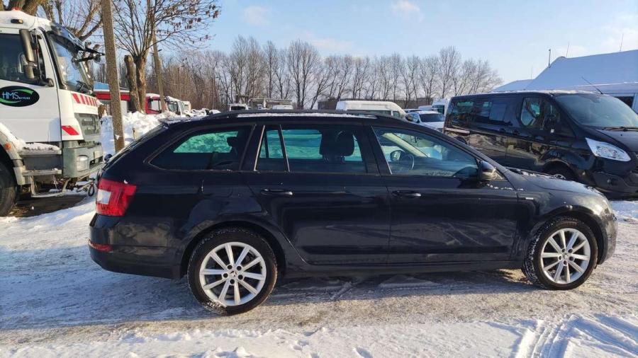 Melns Skoda Octavia 2016 Klaipėda, ar dzinēja tilpumu 1.97 L un nobraukumu 228 tūkst. km par 6950 €, foto 7 vietnē AUTOMOTO.COM.LV