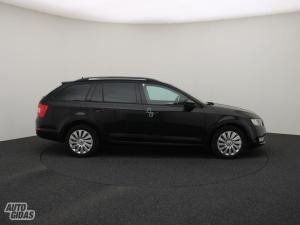 Black Skoda Octavia 2016 in Vilnius, with an engine capacity of 1.60 L and mileage of 217 thousand km for 7999 €, photo 9 on AUTOMOTO.COM.LV