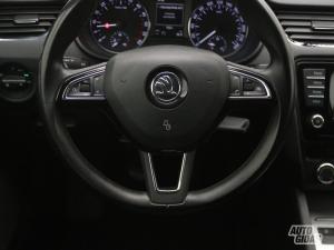 Black Skoda Octavia 2016 in Vilnius, with an engine capacity of 1.60 L and mileage of 217 thousand km for 7999 €, photo 18 on AUTOMOTO.COM.LV
