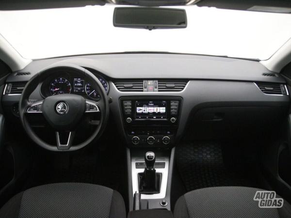 Melns Skoda Octavia 2016 Viļņa, ar dzinēja tilpumu 1.20 L un nobraukumu 206 tūkst. km par 7999 €, foto 2 vietnē AUTOMOTO.COM.LV
