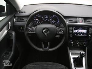 Black Skoda Octavia 2016 in Vilnius, with an engine capacity of 1.20 L and mileage of 206 thousand km for 7999 €, photo 17 on AUTOMOTO.COM.LV