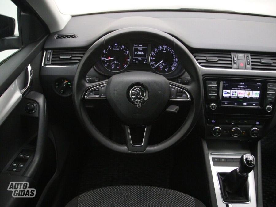 Black Skoda Octavia 2016 in Vilnius, with an engine capacity of 1.20 L and mileage of 206 thousand km for 7999 €, photo 17 on AUTOMOTO.COM.LV
