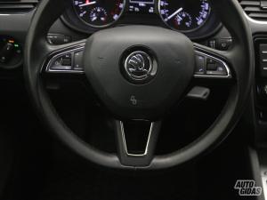 Black Skoda Octavia 2016 in Vilnius, with an engine capacity of 1.20 L and mileage of 206 thousand km for 7999 €, photo 18 on AUTOMOTO.COM.LV
