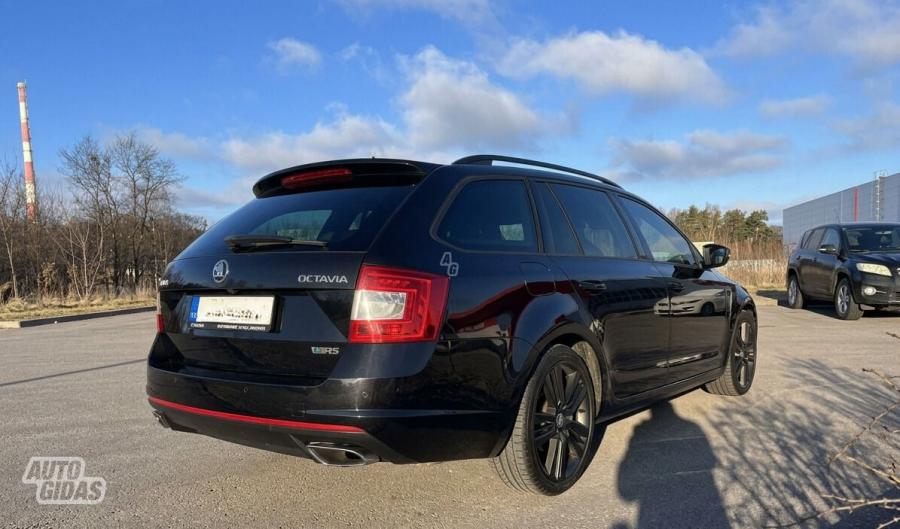Black Skoda Octavia 2016 in Vilnius, with an engine capacity of 2.00 L and mileage of 256 thousand km for 9500 €, photo 5 on AUTOMOTO.COM.LV