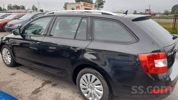 Black Skoda Octavia 2016 in Riga, with an engine capacity of 2.00 L and mileage of 259 thousand km for 6400 €, photo 10 on AUTOMOTO.COM.LV