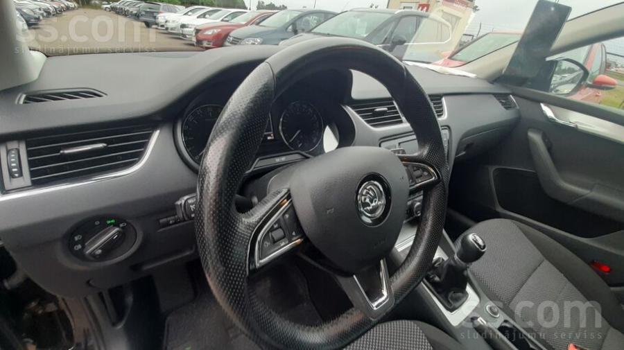 Melns Skoda Octavia 2016 Rīga, ar dzinēja tilpumu 2.00 L un nobraukumu 259 tūkst. km par 6400 €, foto 13 vietnē AUTOMOTO.COM.LV