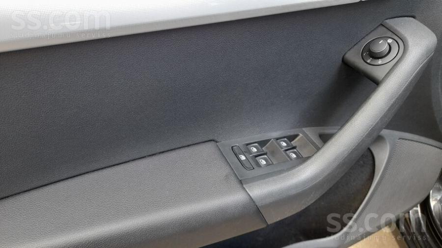 Melns Skoda Octavia 2016 Rīga, ar dzinēja tilpumu 2.00 L un nobraukumu 259 tūkst. km par 6400 €, foto 15 vietnē AUTOMOTO.COM.LV
