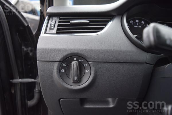Melns Skoda Octavia 2016 Rīga, ar dzinēja tilpumu 2.00 L un nobraukumu 231 tūkst. km par 7500 €, foto 9 vietnē AUTOMOTO.COM.LV