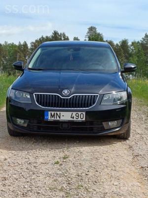 Melns Skoda Octavia 2016 Ogre, ar dzinēja tilpumu 2.00 L un nobraukumu 199 tūkst. km par 9900 €, foto  vietnē AUTOMOTO.COM.LV
