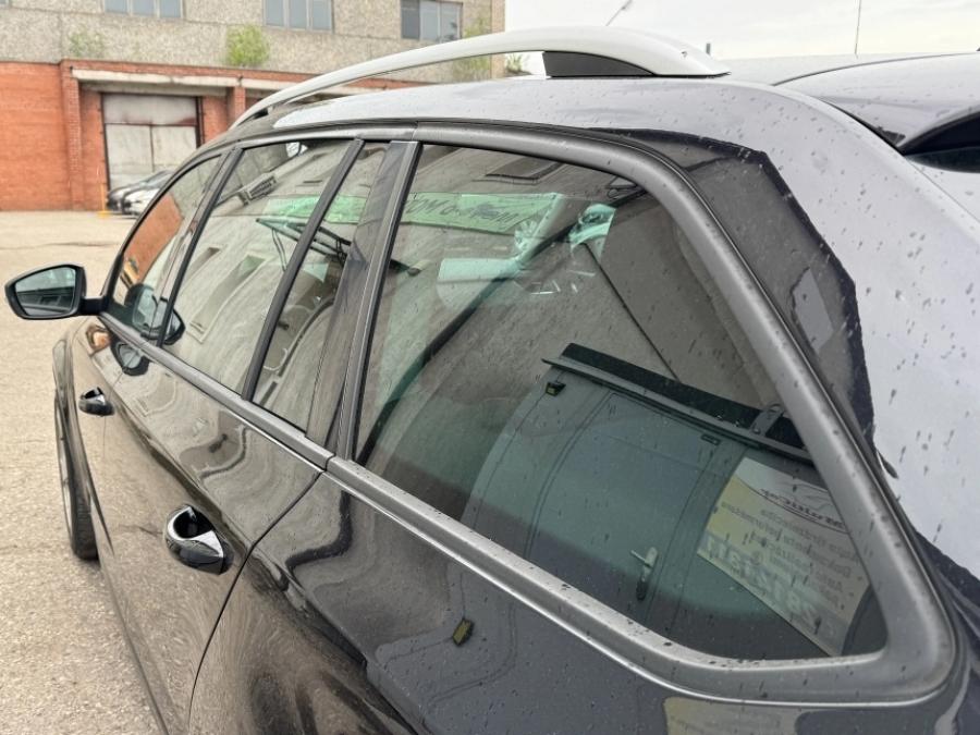 Black Skoda Octavia 2016 in Riga, with an engine capacity of 2.00 L and mileage of 241 thousand km for 7990 €, photo 7 on AUTOMOTO.COM.LV