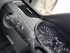 Black Skoda Octavia 2016 in Riga, with an engine capacity of 2.00 L and mileage of 241 thousand km for 7990 €, photo 22 on AUTOMOTO.COM.LV