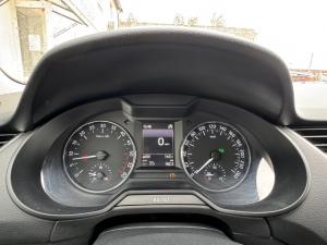 Black Skoda Octavia 2016 in Riga, with an engine capacity of 2.00 L and mileage of 241 thousand km for 7990 €, photo 26 on AUTOMOTO.COM.LV