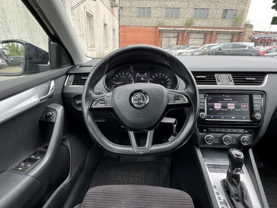 Black Skoda Octavia 2016 in Riga, with an engine capacity of 2.00 L and mileage of 241 thousand km for 7990 €, photo 32 on AUTOMOTO.COM.LV
