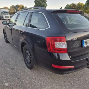 Черный Шкода Октавия 2016 в Каунас, объемом двигателя 1.60 л и пробегом 370 тыс. км за 4300 €, фото 6 на AUTOMOTO.COM.LV