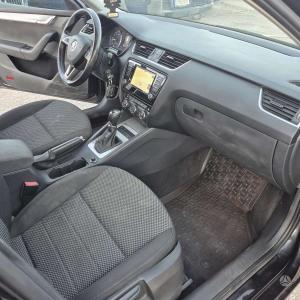 Черный Шкода Октавия 2016 в Каунас, объемом двигателя 1.60 л и пробегом 370 тыс. км за 4300 €, фото 12 на AUTOMOTO.COM.LV