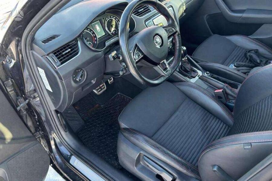 Melns Skoda Octavia 2016 Viļņa, ar dzinēja tilpumu 1.97 L un nobraukumu 259 tūkst. km par 9000 €, foto 6 vietnē AUTOMOTO.COM.LV